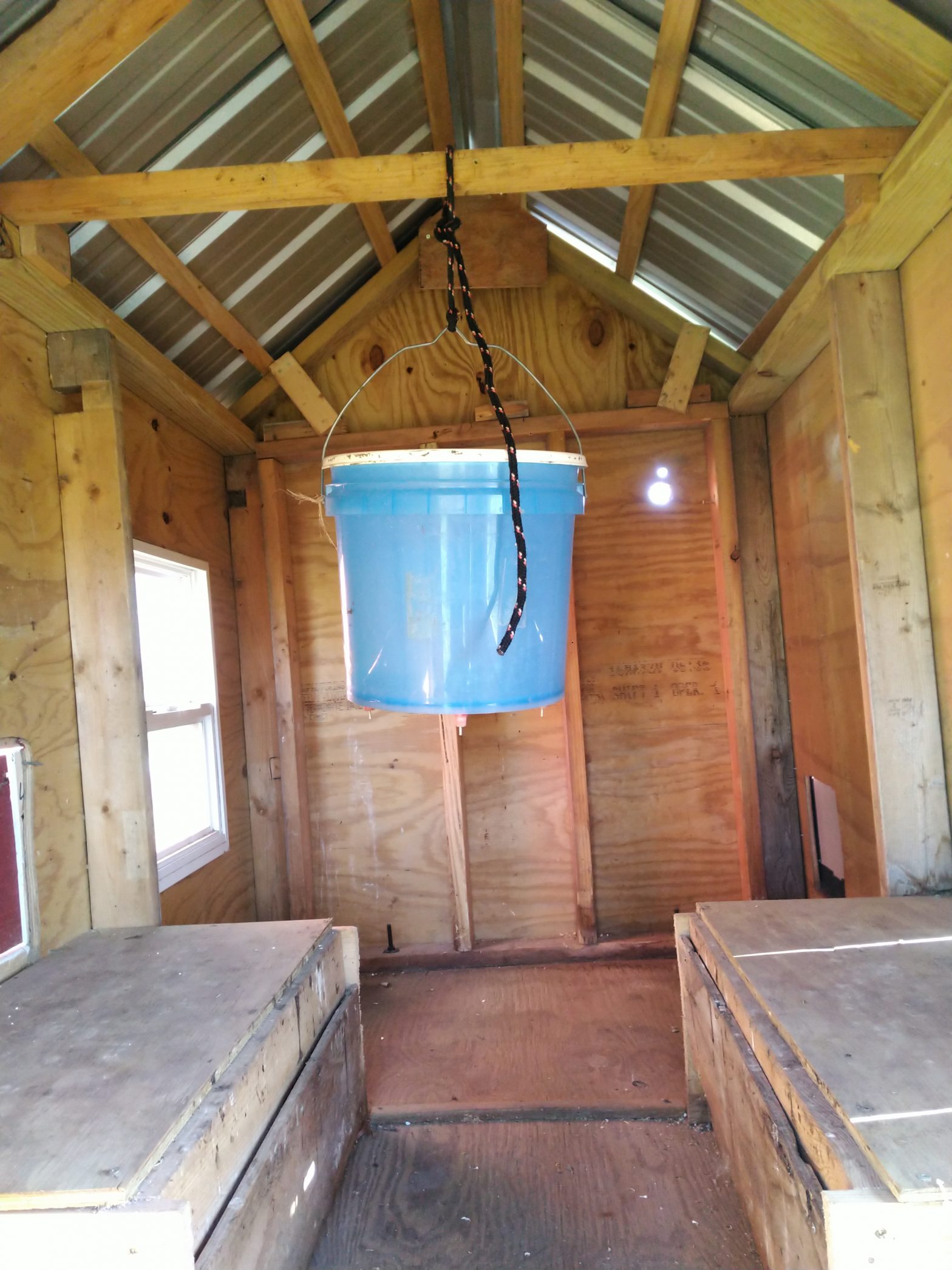 Poultry Watering Systems – Flockjourney